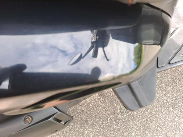 Melns Aprilia SR 2016 Marijampole, ar dzinēja tilpumu 49.00 L un nobraukumu 13 tūkst. km par 1500 €, foto 10 vietnē AUTOMOTO.COM.LV