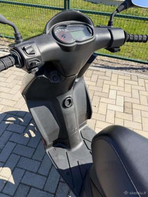 Черный Априлия SR 2019 в Клайпеда, объемом двигателя 49.00 л и пробегом 17 тыс. км за 1850 €, фото 11 на AUTOMOTO.COM.LV