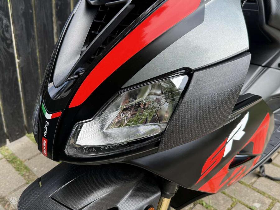 Melns Aprilia SR 2020 Prienai, ar dzinēja tilpumu 49.00 L un nobraukumu 11 tūkst. km par 2350 €, foto 10 vietnē AUTOMOTO.COM.LV