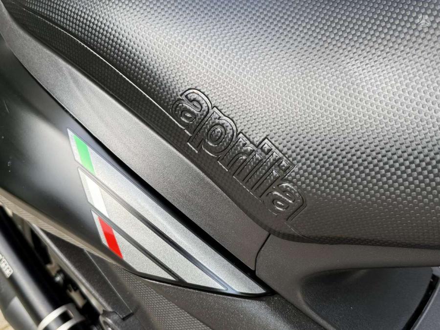 Melns Aprilia SR 2020 Prienai, ar dzinēja tilpumu 49.00 L un nobraukumu 11 tūkst. km par 2350 €, foto 18 vietnē AUTOMOTO.COM.LV