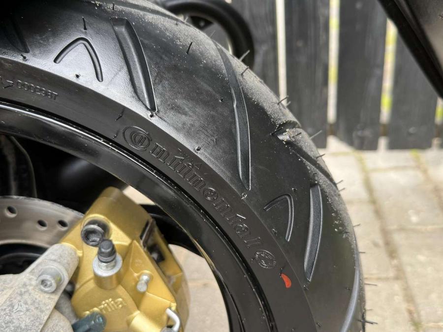 Melns Aprilia SR 2020 Prienai, ar dzinēja tilpumu 49.00 L un nobraukumu 11 tūkst. km par 2350 €, foto 33 vietnē AUTOMOTO.COM.LV