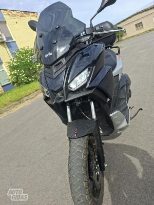 Black Aprilia SR 2022 in Klaipeda, with an engine capacity of 0.13 L and mileage of 8 thousand km for 4250 €, photo 6 on AUTOMOTO.COM.LV