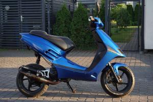 Blue Aprilia SR 1996 in Vilnius, with an engine capacity of 50.00 L and mileage of 11 thousand km for 1444 €, photo 5 on AUTOMOTO.COM.LV
