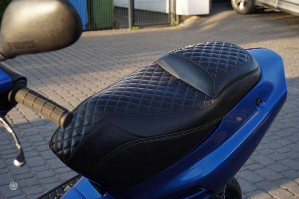 Blue Aprilia SR 1996 in Vilnius, with an engine capacity of 50.00 L and mileage of 11 thousand km for 1444 €, photo 10 on AUTOMOTO.COM.LV