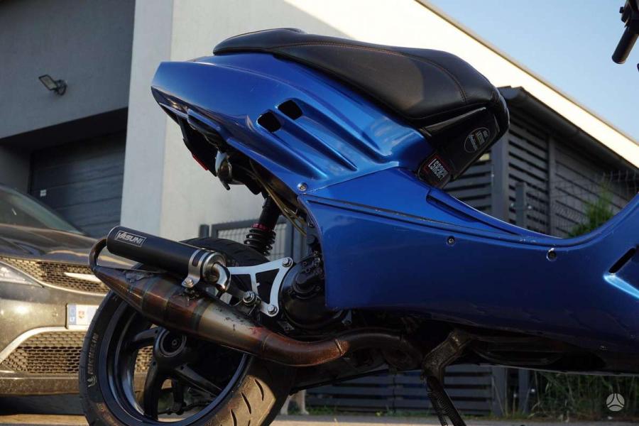 Blue Aprilia SR 1996 in Vilnius, with an engine capacity of 50.00 L and mileage of 11 thousand km for 1444 €, photo 20 on AUTOMOTO.COM.LV