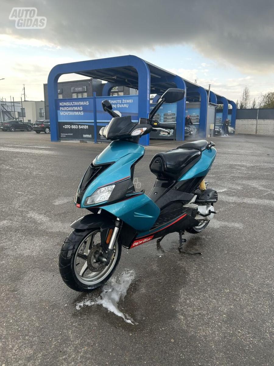 Zils Aprilia SR 2009 Kauņa, ar dzinēja tilpumu 0.05 L un nobraukumu 13 tūkst. km par 1050 €, foto 5 vietnē AUTOMOTO.COM.LV