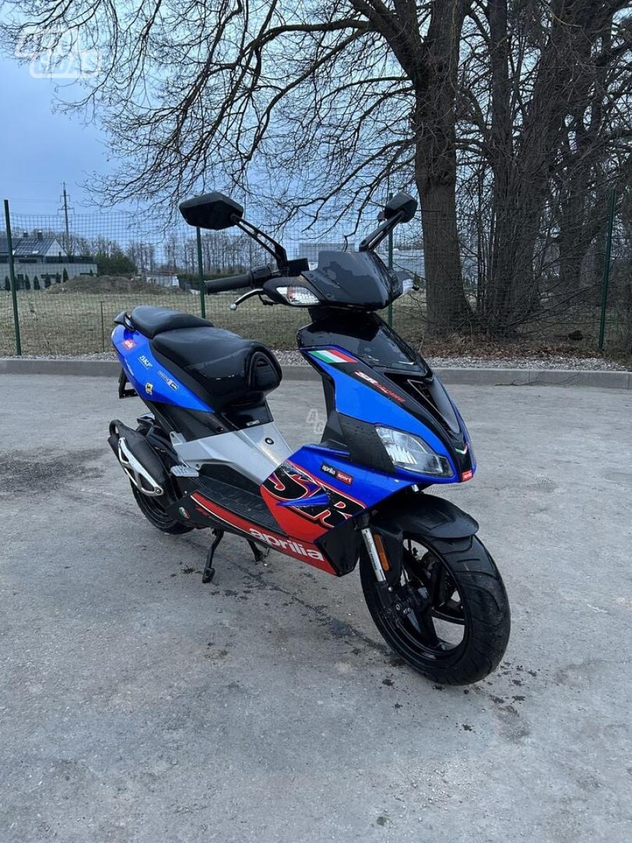 Blue Aprilia SR 2010 in Kaunas, with an engine capacity of 0.05 L and mileage of 11 thousand km for 1350 €, photo 2 on AUTOMOTO.COM.LV