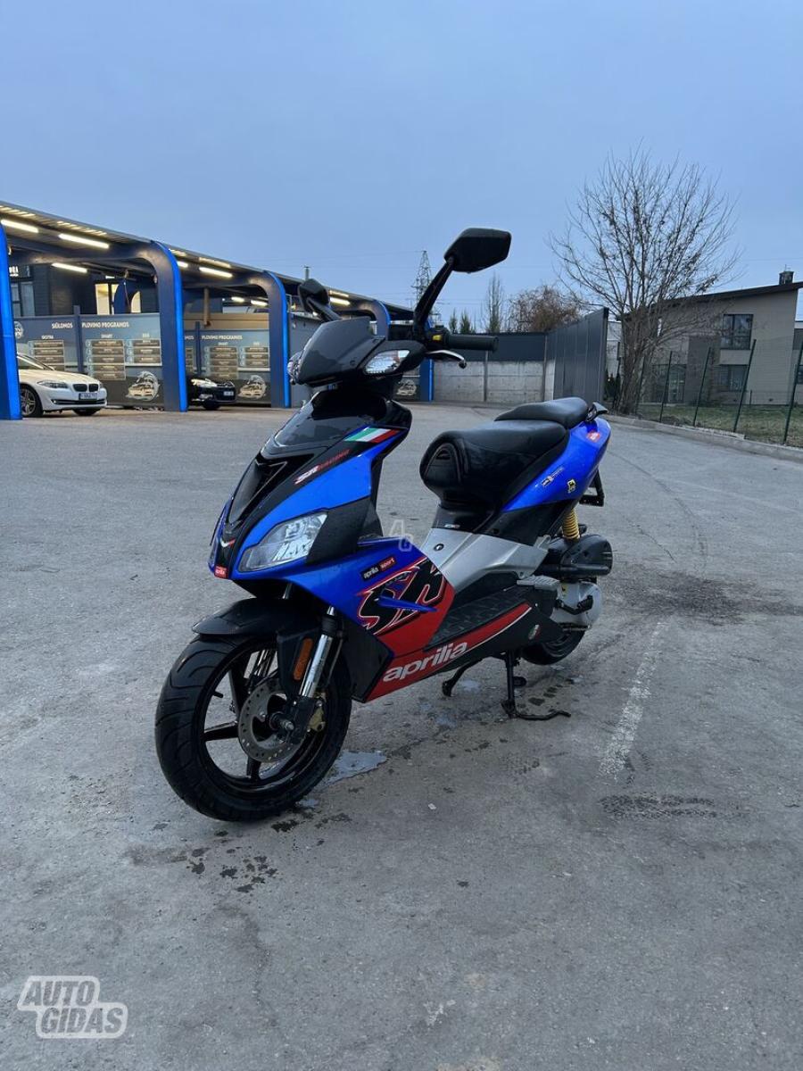 Blue Aprilia SR 2010 in Kaunas, with an engine capacity of 0.05 L and mileage of 11 thousand km for 1350 €, photo 8 on AUTOMOTO.COM.LV