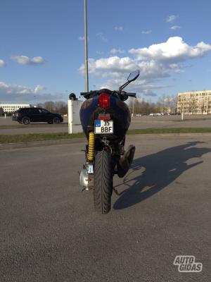 Blue Aprilia SR 2010 in Kaunas, with an engine capacity of 0.05 L and mileage of 18 thousand km for 1400 €, photo 6 on AUTOMOTO.COM.LV