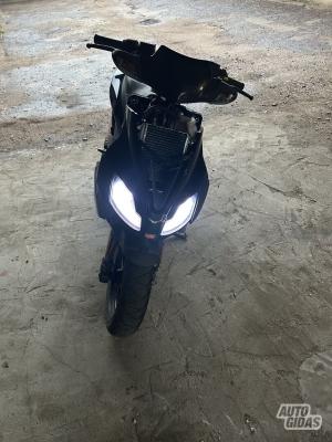 Zils Aprilia SR 2010 Kauņa, ar dzinēja tilpumu 0.00 L un nobraukumu 0 tūkst. km par 1300 €, foto 3 vietnē AUTOMOTO.COM.LV
