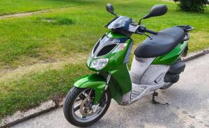 Green Aprilia SR 2008 in Utena, with an engine capacity of 49.00 L and mileage of 1 thousand km for 1500 €, photo 3 on AUTOMOTO.COM.LV