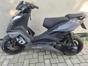 Grey Aprilia SR 2007 in Varena, with an engine capacity of 49.00 L and mileage of 24 thousand km for 1250 €, photo 6 on AUTOMOTO.COM.LV