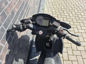 Grey Aprilia SR 2007 in Varena, with an engine capacity of 49.00 L and mileage of 24 thousand km for 1250 €, photo 13 on AUTOMOTO.COM.LV
