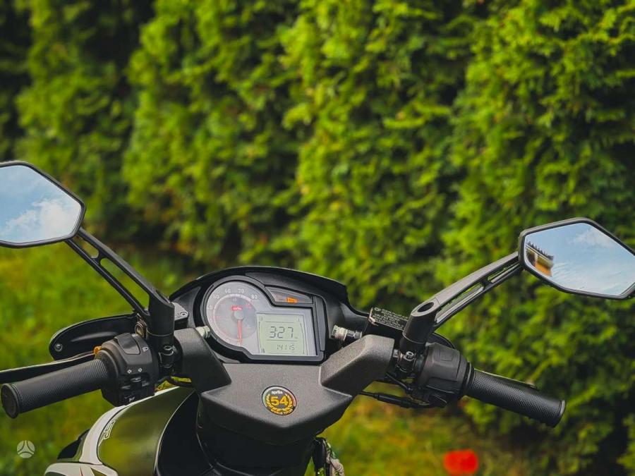 Grey Aprilia SR 2017 in Klaipeda, with an engine capacity of 49.00 L and mileage of 14 thousand km for 1549 €, photo 10 on AUTOMOTO.COM.LV
