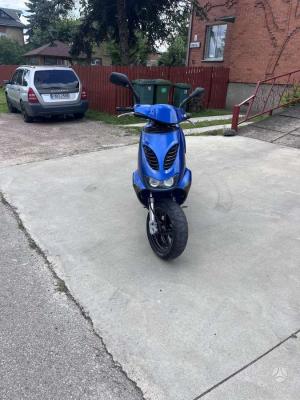 Aprilia SR 2000 in Panevezys, with an engine capacity of 49.00 L and mileage of 31 thousand km for 800 €, photo  on AUTOMOTO.COM.LV
