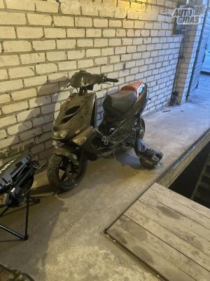 Aprilia SR 2003 Kauņa, ar dzinēja tilpumu 0.00 L un nobraukumu 0 tūkst. km par 350 €, foto 8 vietnē AUTOMOTO.COM.LV