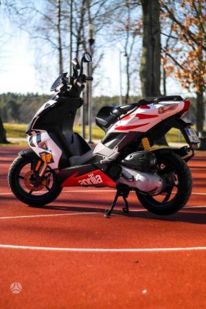 Априлия SR 2004 в Алитус, объемом двигателя 49.00 л и пробегом 12 тыс. км за 1795 €, фото 8 на AUTOMOTO.COM.LV
