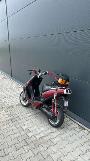 Aprilia SR 2004 Klaipėda, ar dzinēja tilpumu 49.00 L un nobraukumu 15 tūkst. km par 1500 €, foto 8 vietnē AUTOMOTO.COM.LV