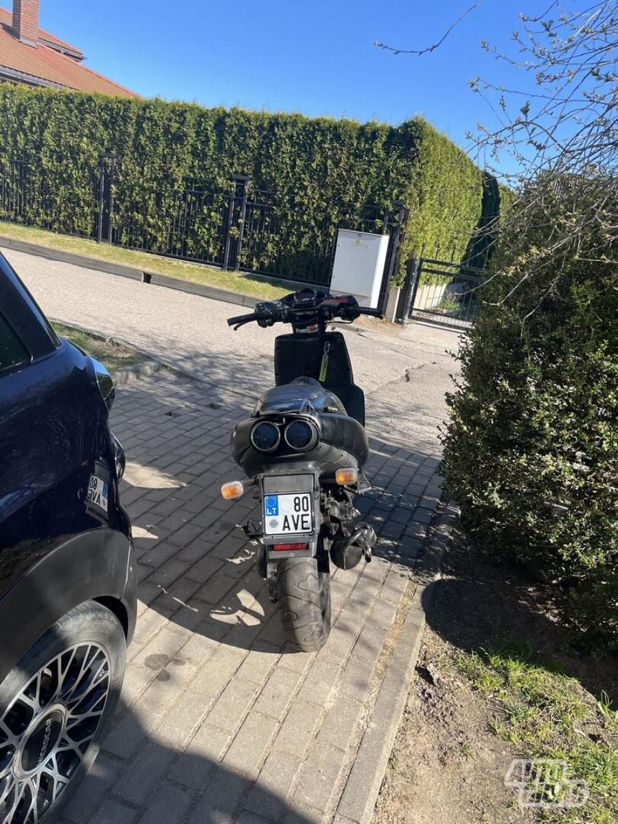 Aprilia SR 2005 in Druskininkai, with an engine capacity of 0.00 L and mileage of 0 thousand km for 600 €, photo 6 on AUTOMOTO.COM.LV