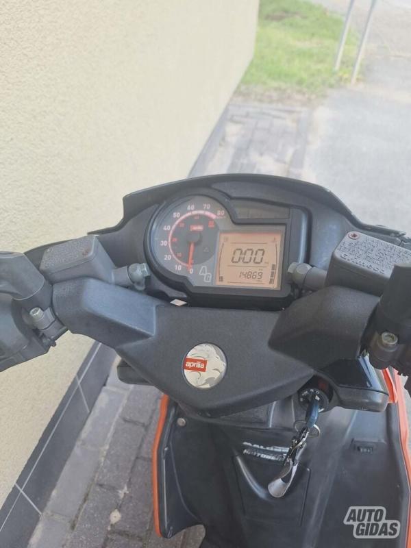 Априлия SR 2005 в Радвилишкис, объемом двигателя 0.05 л и пробегом 0 тыс. км за 1200 €, фото 6 на AUTOMOTO.COM.LV