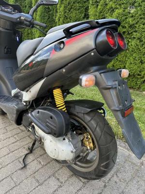Aprilia SR 2006 in Silute, with an engine capacity of 50.00 L and mileage of 6 thousand km for 1200 €, photo 7 on AUTOMOTO.COM.LV