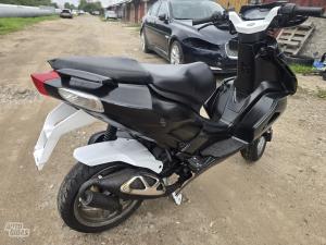 Aprilia SR 2006 in Kaunas, with an engine capacity of 0.00 L and mileage of 0 thousand km for 799 €, photo 4 on AUTOMOTO.COM.LV