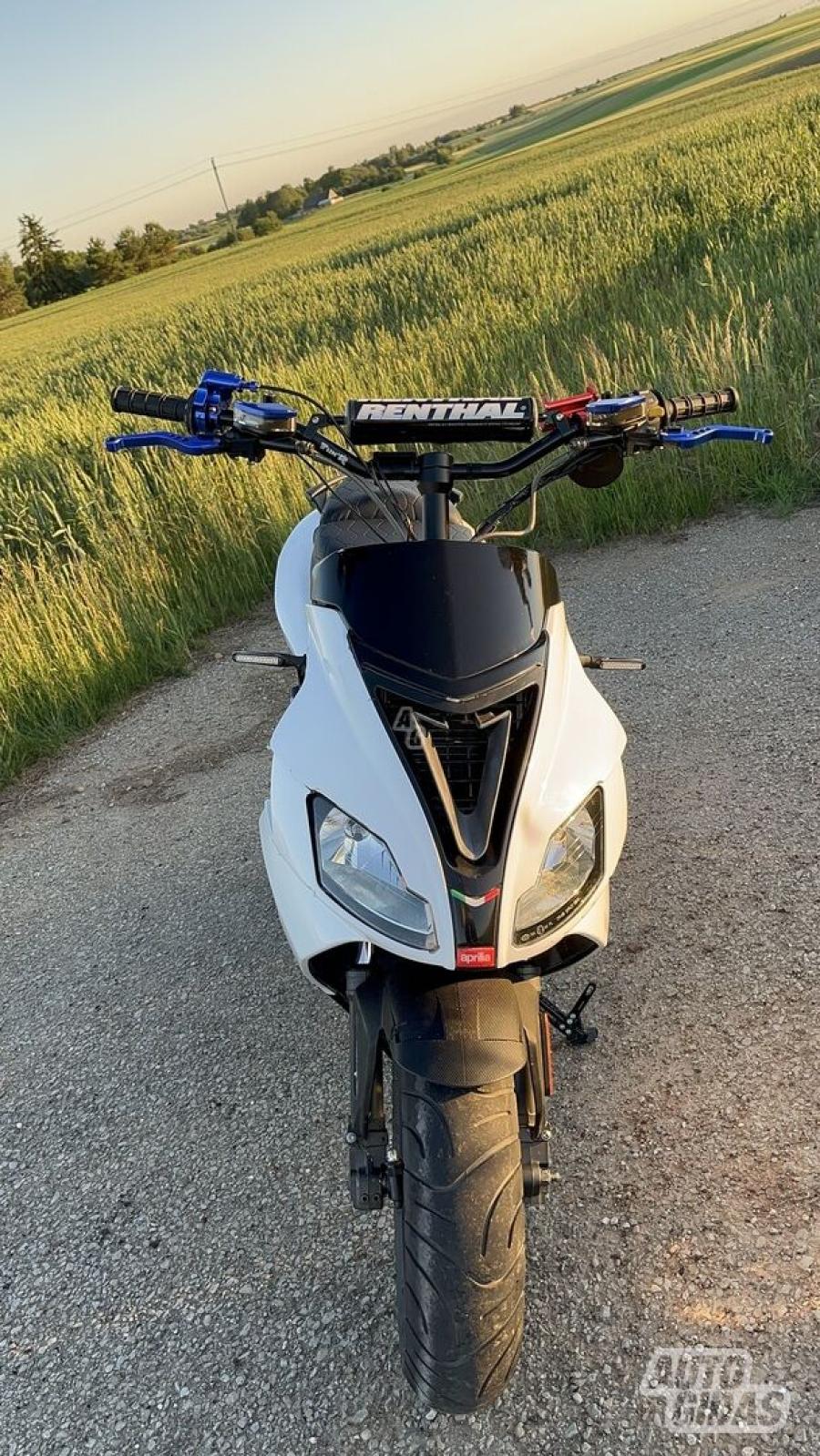 Aprilia SR 2007 in Alytus, with an engine capacity of 0.05 L and mileage of 23 thousand km for 1700 €, photo 8 on AUTOMOTO.COM.LV