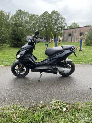 Aprilia SR 2008 in Vilnius, with an engine capacity of 0.00 L and mileage of 0 thousand km for 1100 €, photo 4 on AUTOMOTO.COM.LV