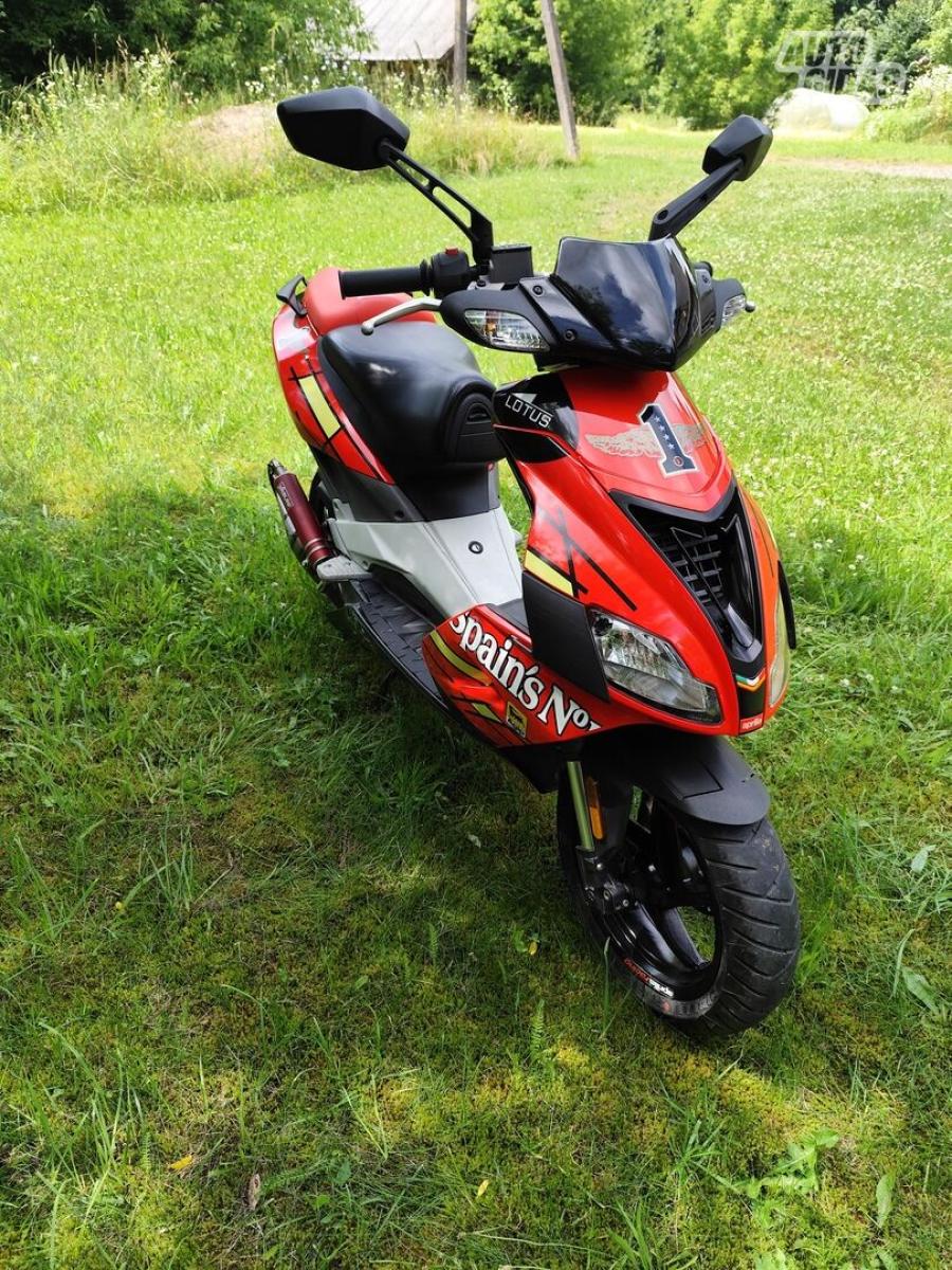 Aprilia SR 2008 Viļņa, ar dzinēja tilpumu 0.00 L un nobraukumu 0 tūkst. km par 1650 €, foto 10 vietnē AUTOMOTO.COM.LV