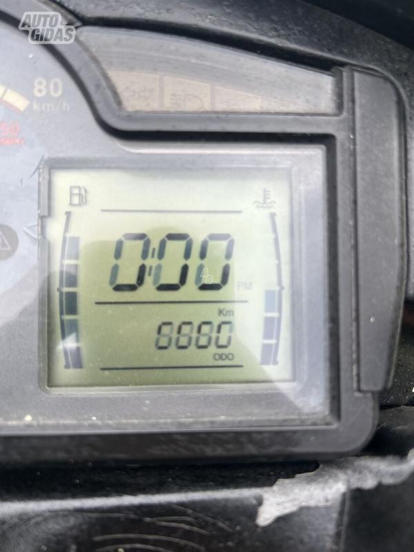 Aprilia SR 2008 in Kaunas, with an engine capacity of 0.05 L and mileage of 9 thousand km for 1050 €, photo 10 on AUTOMOTO.COM.LV