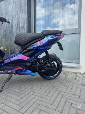 Aprilia SR 2008 in Alytus, with an engine capacity of 49.00 L and mileage of 24 thousand km for 1910 €, photo 8 on AUTOMOTO.COM.LV