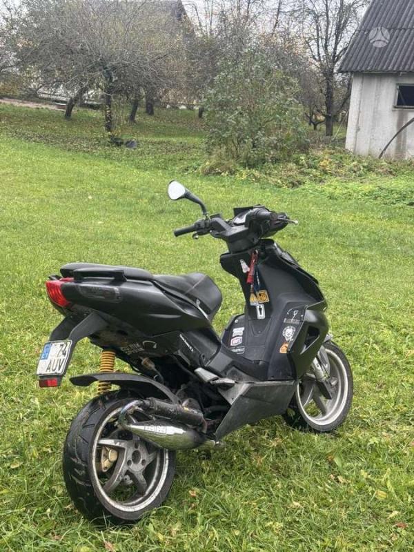 Aprilia SR 2009 in Alytus, with an engine capacity of 70.00 L and mileage of 25 thousand km for 1400 €, photo 5 on AUTOMOTO.COM.LV