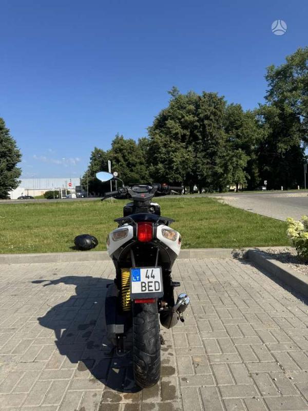 Априлия SR 2009 в Ширвинтос, объемом двигателя 49.00 л и пробегом 25 тыс. км за 1050 €, фото 4 на AUTOMOTO.COM.LV