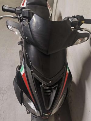 Aprilia SR 2012 Viļņa, ar dzinēja tilpumu 0.00 L un nobraukumu 24 tūkst. km par 1150 €, foto 7 vietnē AUTOMOTO.COM.LV