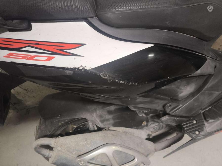 Aprilia SR 2012 Viļņa, ar dzinēja tilpumu 0.00 L un nobraukumu 24 tūkst. km par 1150 €, foto 8 vietnē AUTOMOTO.COM.LV