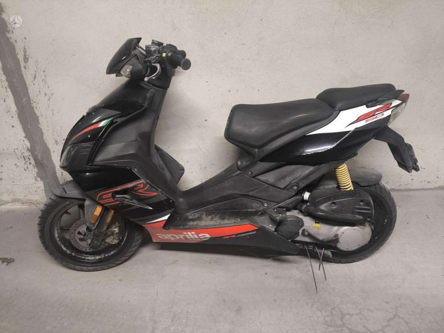 Aprilia SR 2012 Viļņa, ar dzinēja tilpumu 0.00 L un nobraukumu 24 tūkst. km par 1150 €, foto 9 vietnē AUTOMOTO.COM.LV