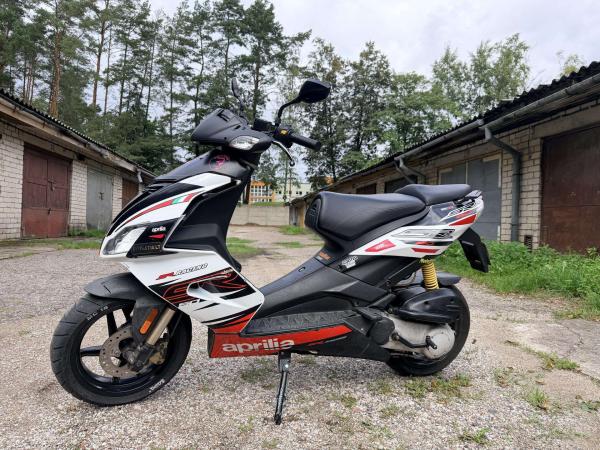 Aprilia SR 2012 Druskininkai, ar dzinēja tilpumu 0.00 L un nobraukumu 19 tūkst. km par 1600 €, foto 3 vietnē AUTOMOTO.COM.LV