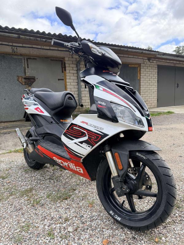 Aprilia SR 2012 Druskininkai, ar dzinēja tilpumu 0.00 L un nobraukumu 19 tūkst. km par 1600 €, foto 4 vietnē AUTOMOTO.COM.LV