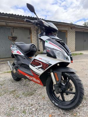Aprilia SR 2012 Druskininkai, ar dzinēja tilpumu 0.00 L un nobraukumu 19 tūkst. km par 1600 €, foto 4 vietnē AUTOMOTO.COM.LV