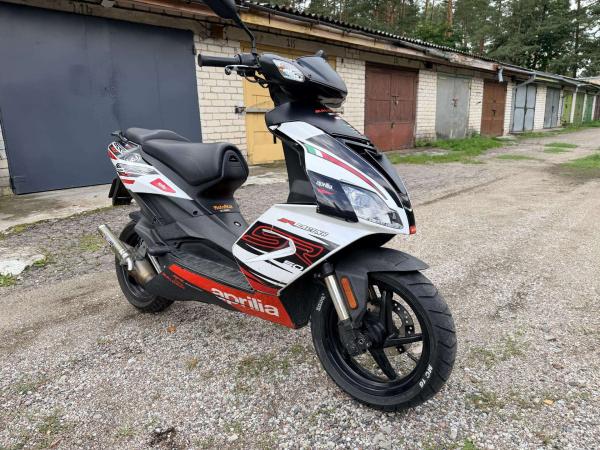 Aprilia SR 2012 Druskininkai, ar dzinēja tilpumu 0.00 L un nobraukumu 19 tūkst. km par 1600 €, foto 6 vietnē AUTOMOTO.COM.LV