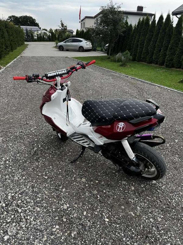 Aprilia SR 2013 Kauņa, ar dzinēja tilpumu 70.00 L un nobraukumu 30 tūkst. km par 1699 €, foto 5 vietnē AUTOMOTO.COM.LV