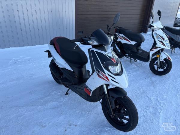 Aprilia SR 2014 Kelmė, ar dzinēja tilpumu 0.05 L un nobraukumu 20 tūkst. km par 675 €, foto 1 vietnē AUTOMOTO.COM.LV