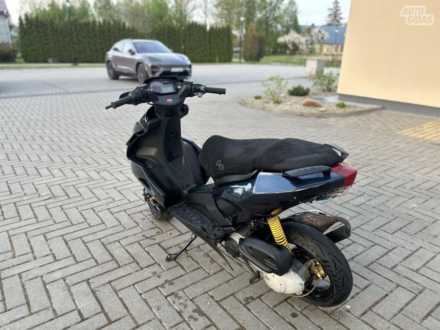 Априлия SR 2014 в Каунас, объемом двигателя 0.00 л и пробегом 0 тыс. км за 1300 €, фото 4 на AUTOMOTO.COM.LV
