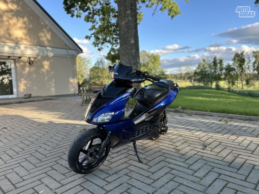 Aprilia SR 2014 in Kaunas, with an engine capacity of 0.00 L and mileage of 0 thousand km for 2200 €, photo 1 on AUTOMOTO.COM.LV