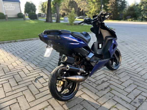 Aprilia SR 2014 in Kaunas, with an engine capacity of 0.00 L and mileage of 0 thousand km for 2200 €, photo 3 on AUTOMOTO.COM.LV