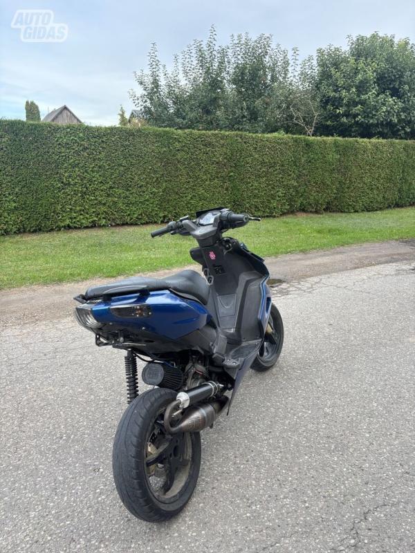 Aprilia SR 2014 in Kaunas, with an engine capacity of 0.00 L and mileage of 0 thousand km for 1700 €, photo 4 on AUTOMOTO.COM.LV