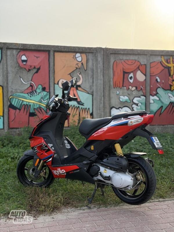 Aprilia SR 2014 Klaipėda, ar dzinēja tilpumu 0.05 L un nobraukumu 16 tūkst. km par 1799 €, foto 4 vietnē AUTOMOTO.COM.LV