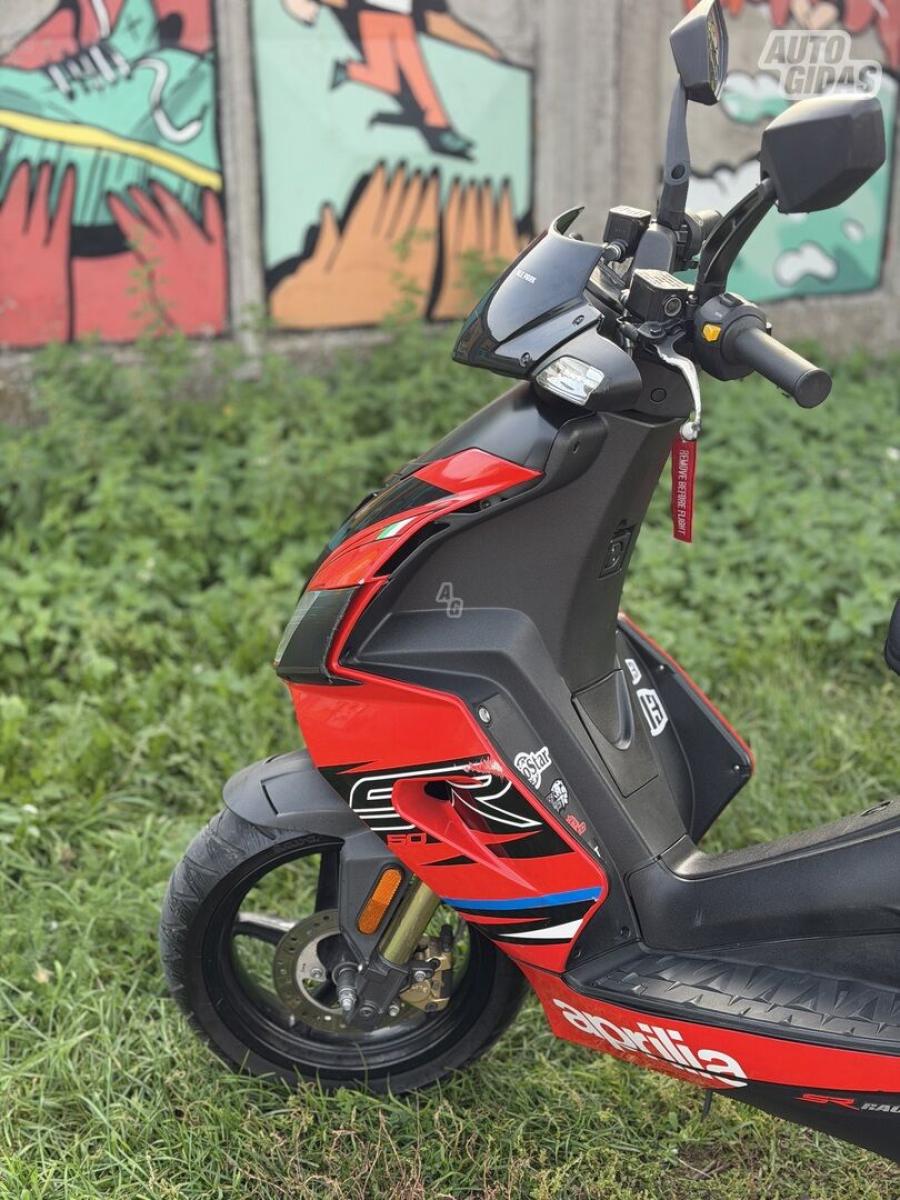 Aprilia SR 2014 Klaipėda, ar dzinēja tilpumu 0.05 L un nobraukumu 16 tūkst. km par 1799 €, foto 6 vietnē AUTOMOTO.COM.LV