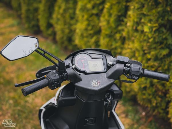 Aprilia SR 2015 Klaipėda, ar dzinēja tilpumu 0.00 L un nobraukumu 0 tūkst. km par 1449 €, foto 7 vietnē AUTOMOTO.COM.LV