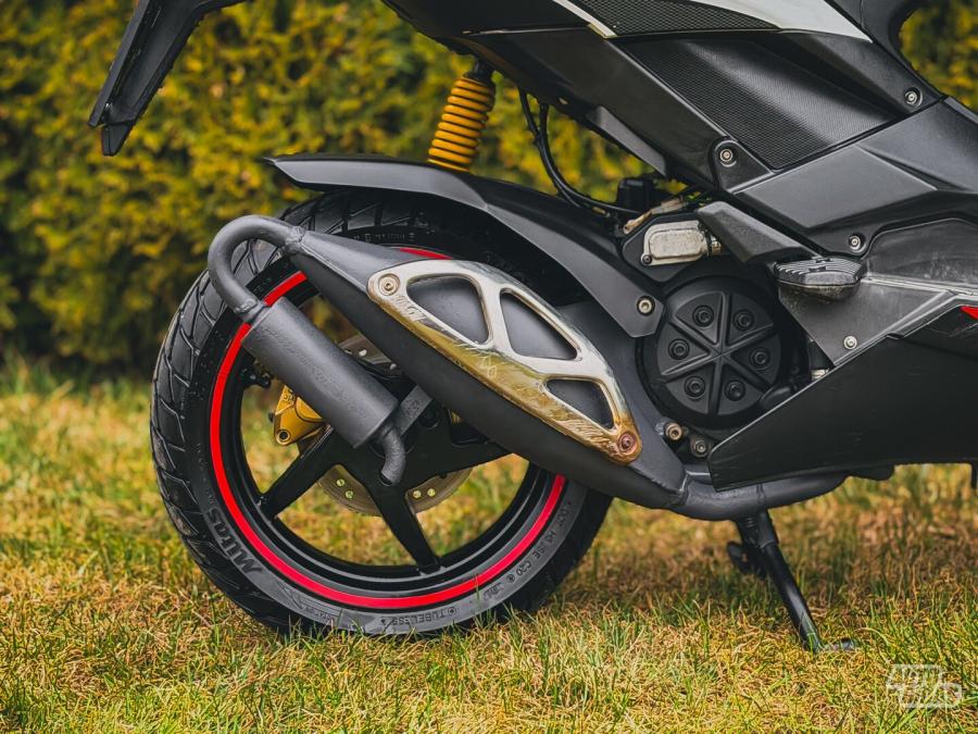 Aprilia SR 2015 Klaipėda, ar dzinēja tilpumu 0.00 L un nobraukumu 0 tūkst. km par 1449 €, foto 9 vietnē AUTOMOTO.COM.LV